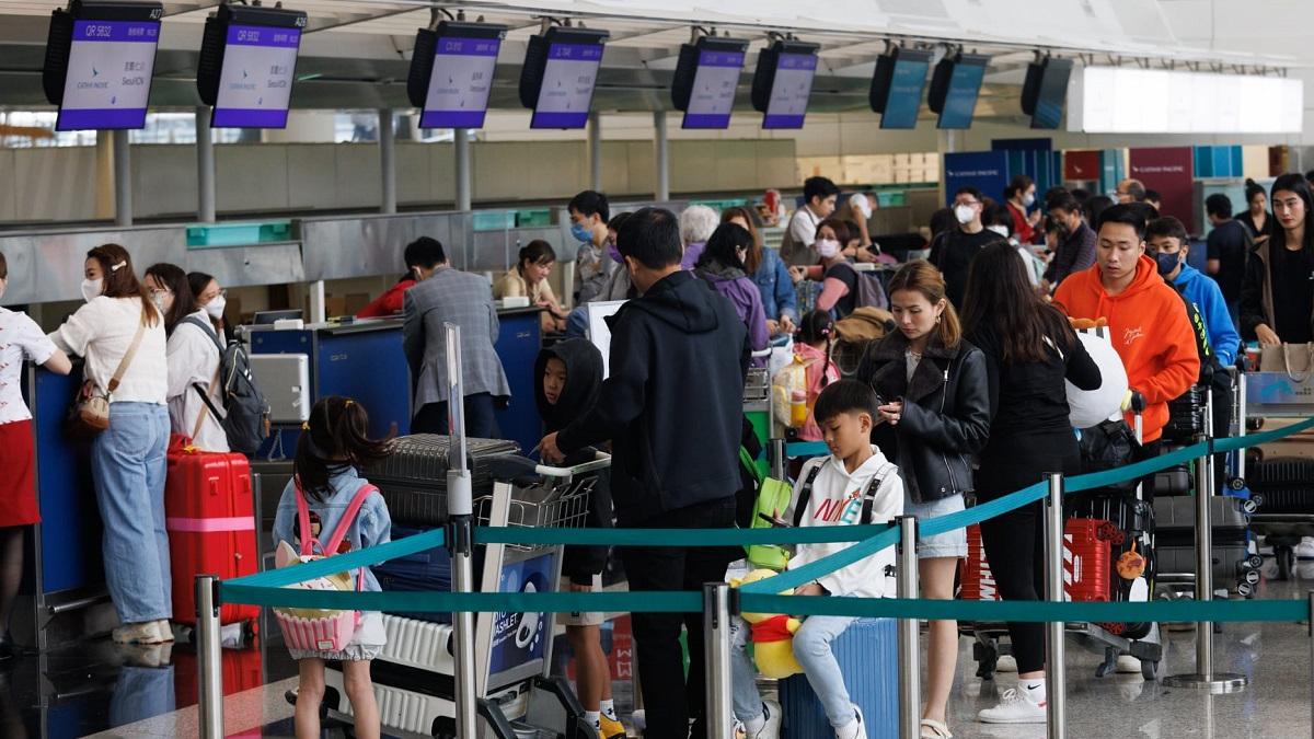 清明復活長假機場大批市民外遊 東瀛遊盼旅遊業明年回復疫前水平 | am730